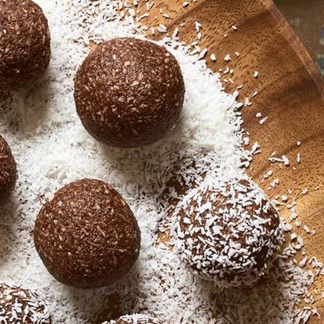 Posne slatke kuglice sa suvim šljivama i smokvama - Recept - Posna jela